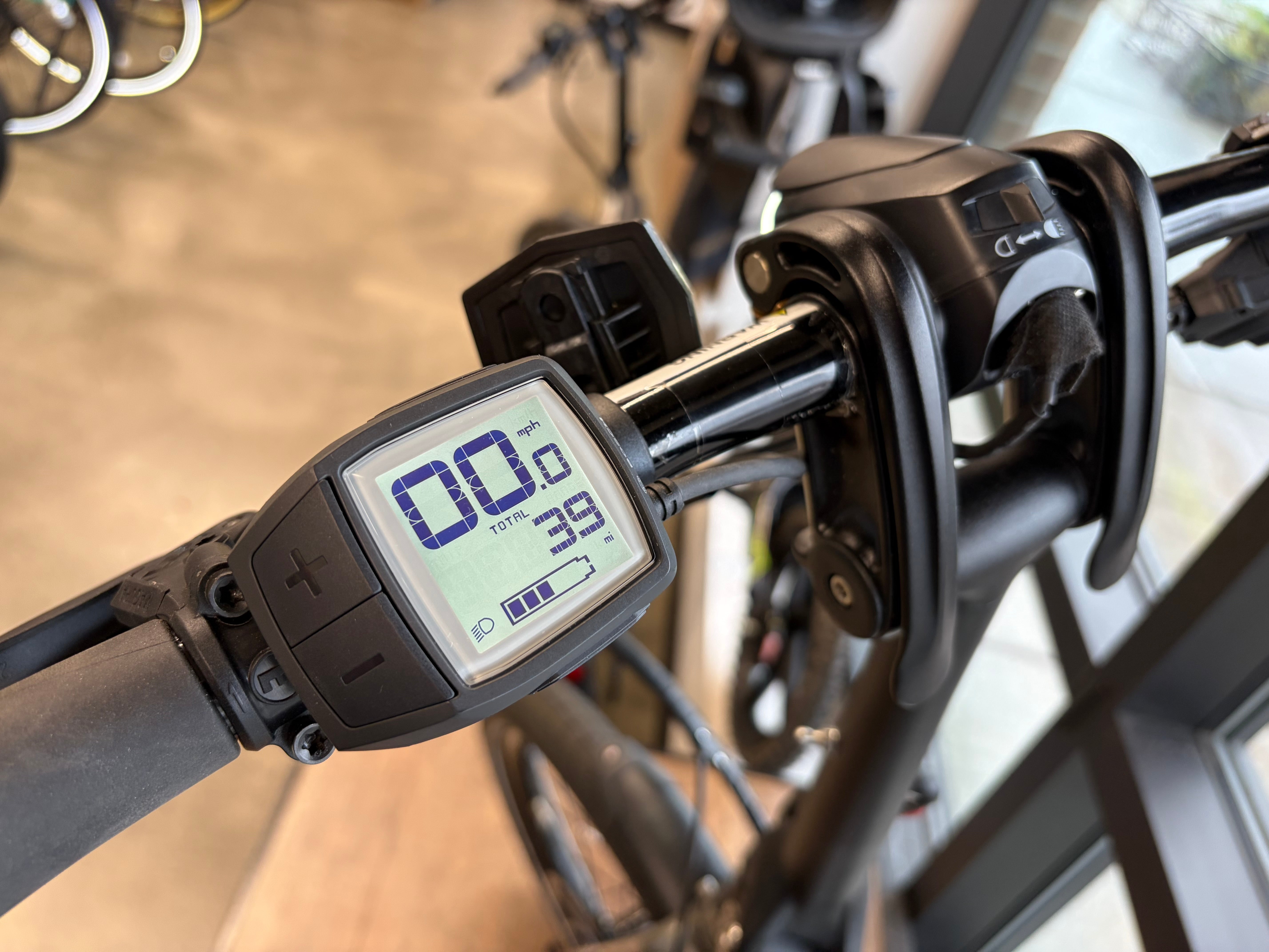 Tern Vektron S10 Folding Ebike (Pre-owned) – Seattle Electric Bike